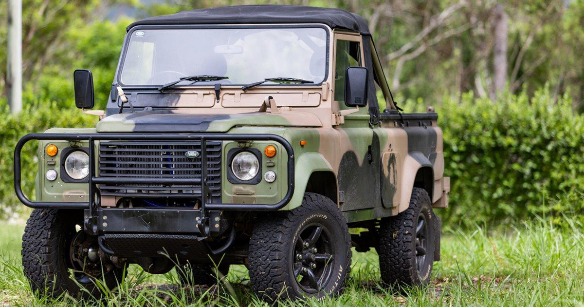 Classic/Future Ride: Land Rover Perentie EV